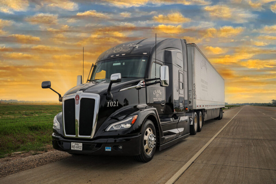 Commercial Clark Freight – Carharrt